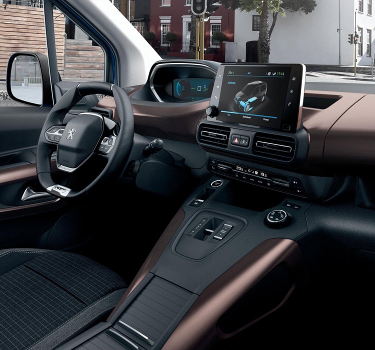 PEUGEOT e-RIFTER: The electric family car