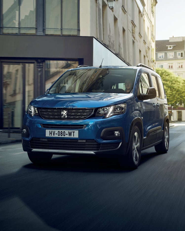 PEUGEOT e-RIFTER: The electric family car