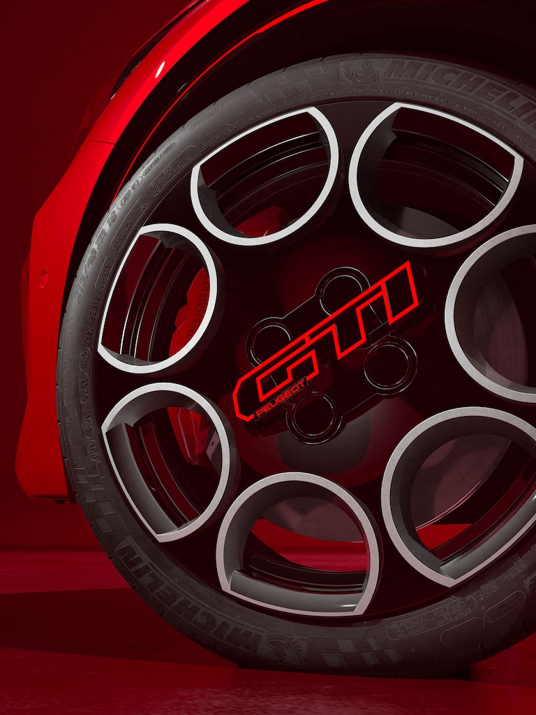 PEUGEOT E-208 GTi | Sport spirit With EV Thrill | Peugeot UK