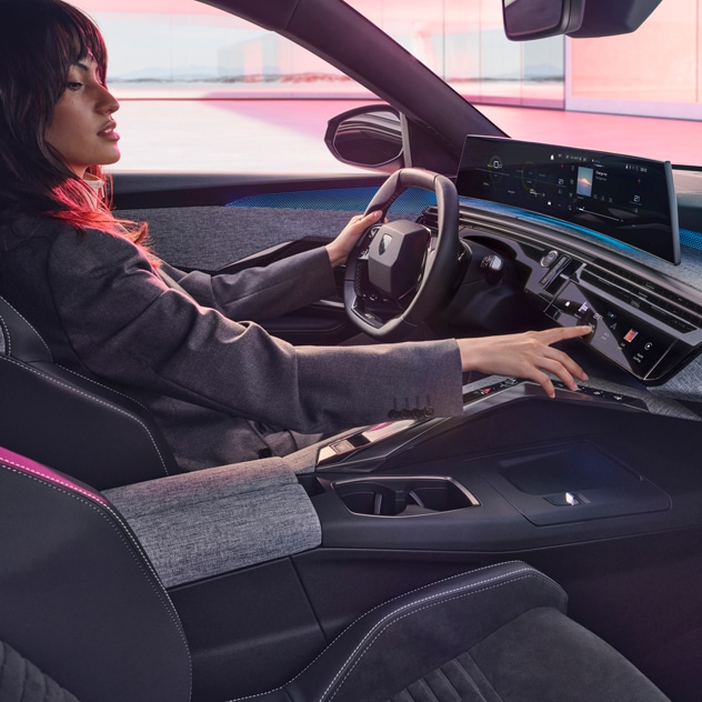 PEUGEOT 3008 | Hybrid or Plug-in Hybrid | Fastback SUV