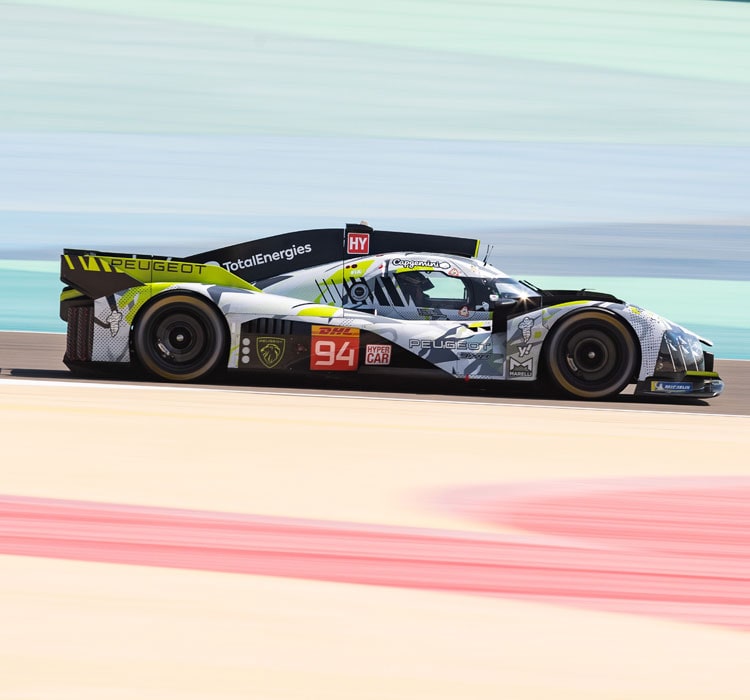 Peugeot 9X8 Hybrid Hypercar | Le Mans Racing & Sports Car